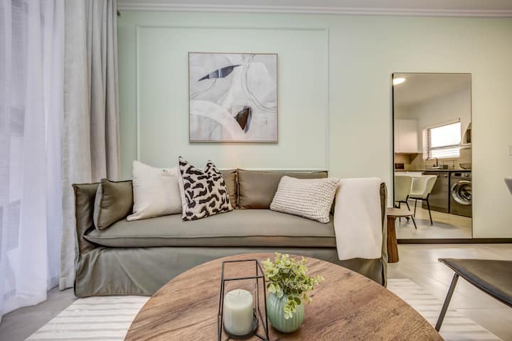 Skyview Sanctuary •1bed•1bath•top Floor •Nespresso - Chartwell