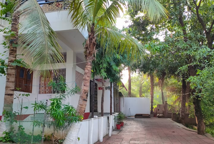 Prasads Homestay, Room No. 202 (Balcony) - Gaya