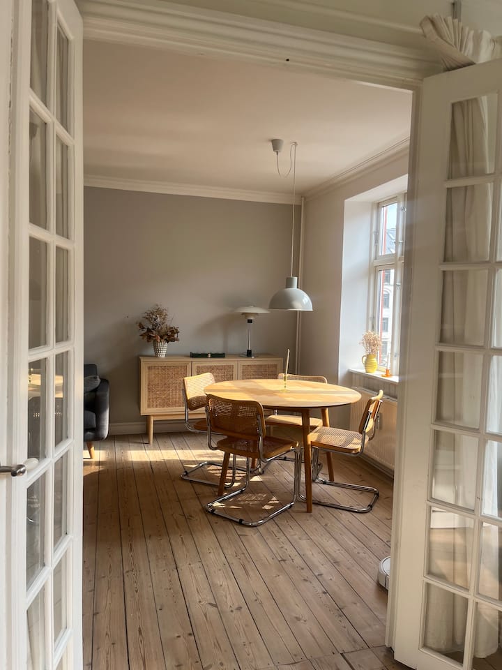 Lys Og Hyggelig Lejlighed På Nørrebro - Copenhague