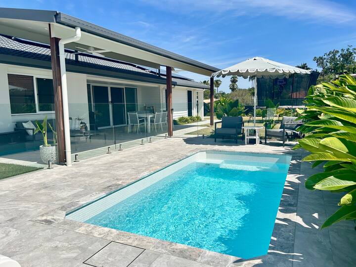 Modern Family Oasis W/ Pool Near Mooloolaba Beach - 莫洛拉巴海濱
