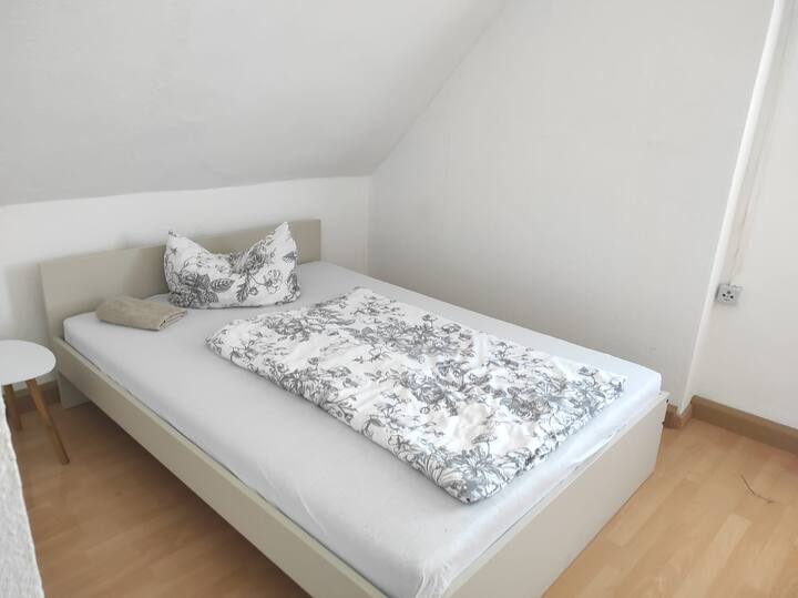 Ariprop Kretzschau Village Apartment - Eisenberg