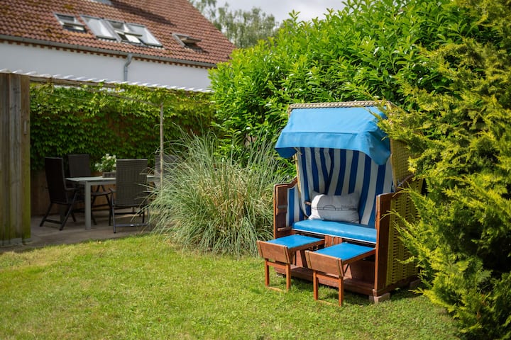 Bungalow "Rosengarten" Mit Eigenem Garten - Fehmarn