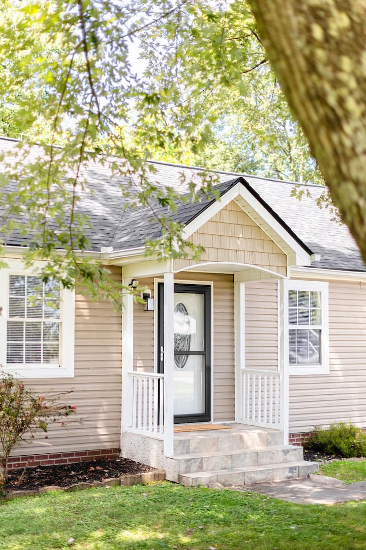 The Laurel - A Modern Cottage - Knoxville, TN