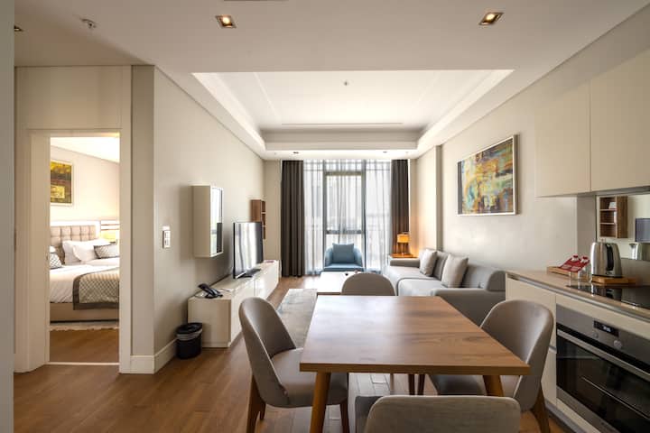 Chic 1 Bdr Residence | Gym | Daily Cleaning - Başakşehir