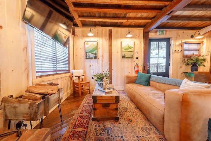 3q & 1t /High Speed Internet | Fully Remodeled - Atwood Lake, OH