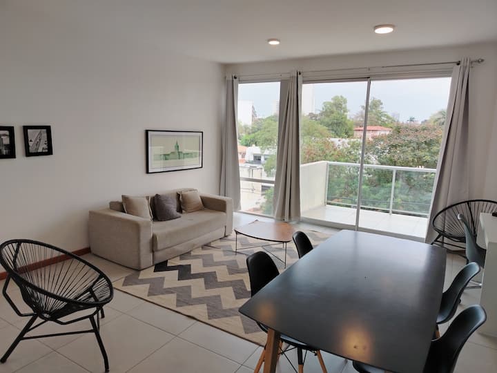 Amplio Depto. En El Eje Corporativo - Asunción