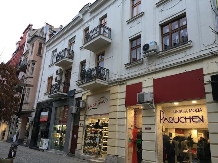 Top Center/stylish 3 Bdr Flat In/car Free Zone - Sofia