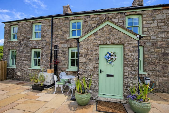 Romantic Cottage Retreat Log Burner Brecon Beacons - Merthyr Tydfil
