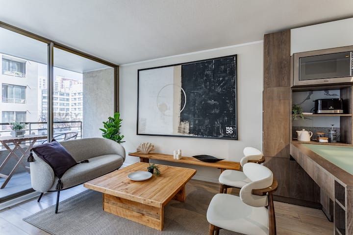 Espacio Acogedor Con Cama King Y Luz Natural - Santiago