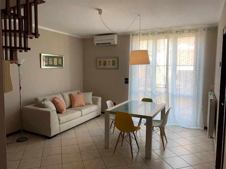 Elegante Appartamento Con Garage, 450mt Dalle Mura - Lucca