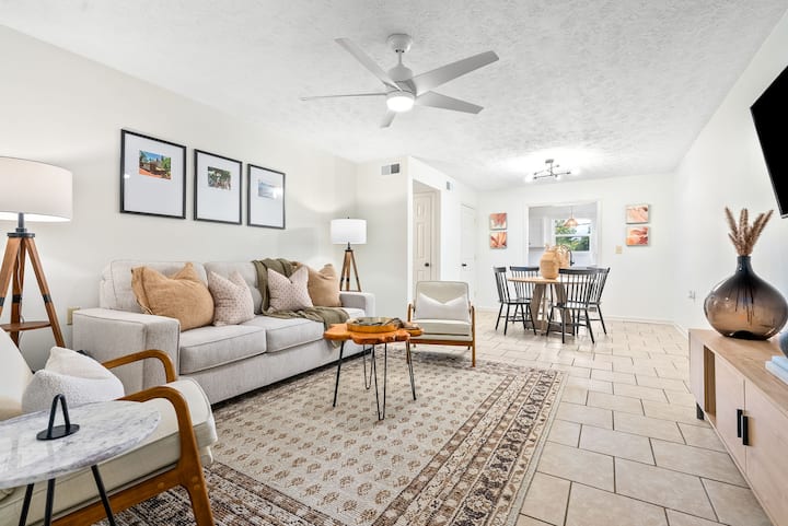 N Donahue Nest | Walk To Jordan-hare & Downtown - Auburn, AL