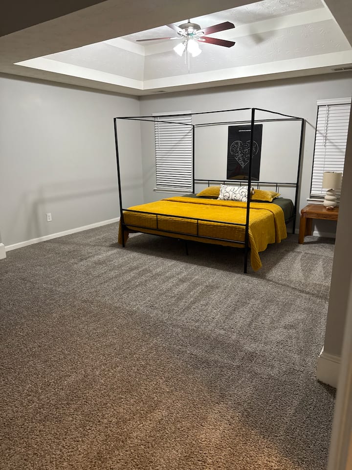 Spacious 4 Br Home Near Atlanta - McDonough, GA