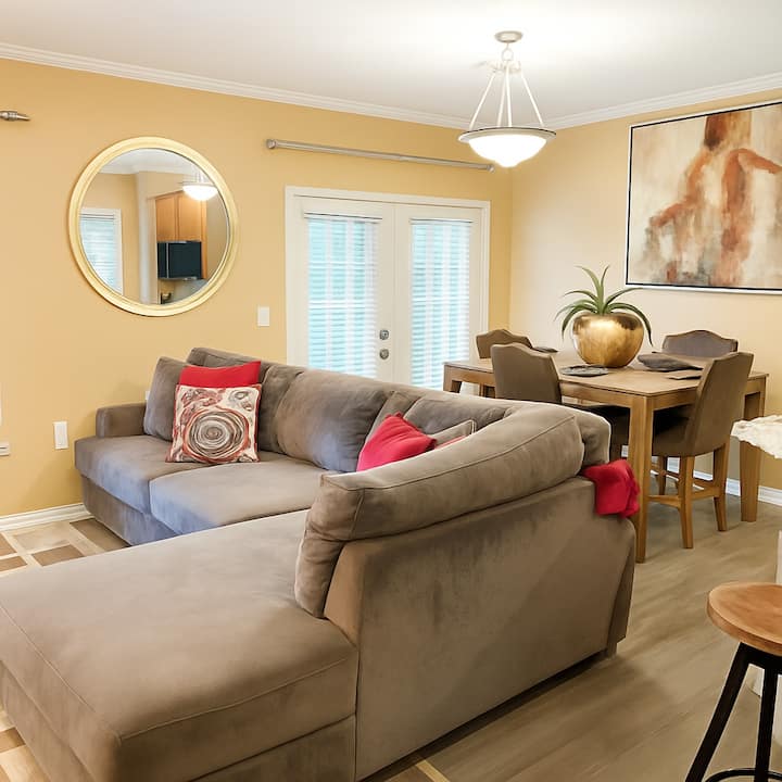 3 Bed | 2.5 Bath | Home | Cozy Stay Near Mall/eats - Kennesaw, GA
