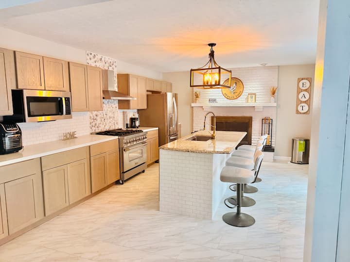 The Diamond - Beavercreek, OH