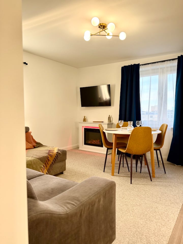 Winter Crystal Luxury Suite – Metro Central - Warsaw