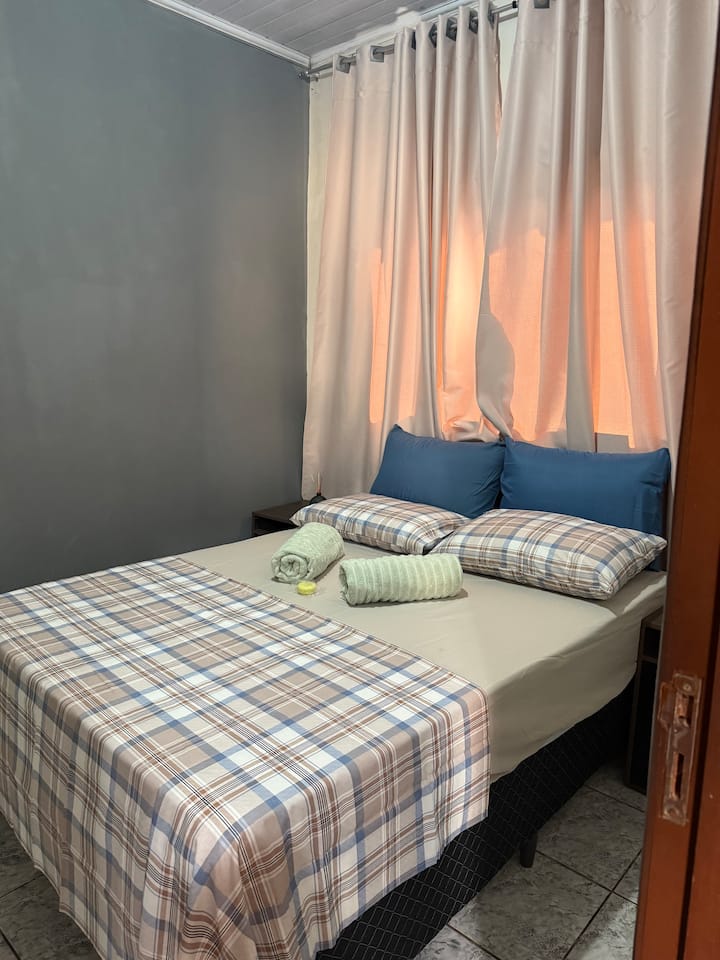 Casa Pequena, Charmosa E Segura - Ponta Porã - Amambay