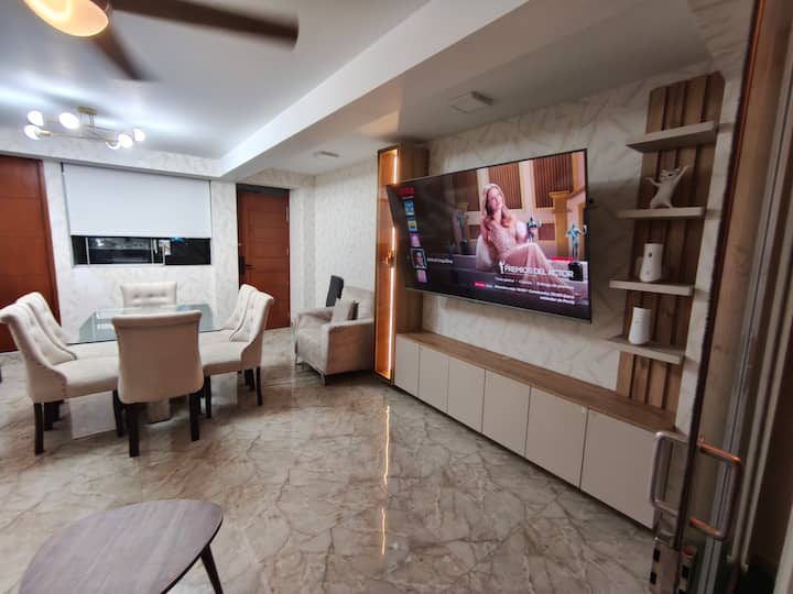 Casa Giga 3 Depa. Pisos 1, 2 Y 3 Con Cochera Priv. - Trujillo