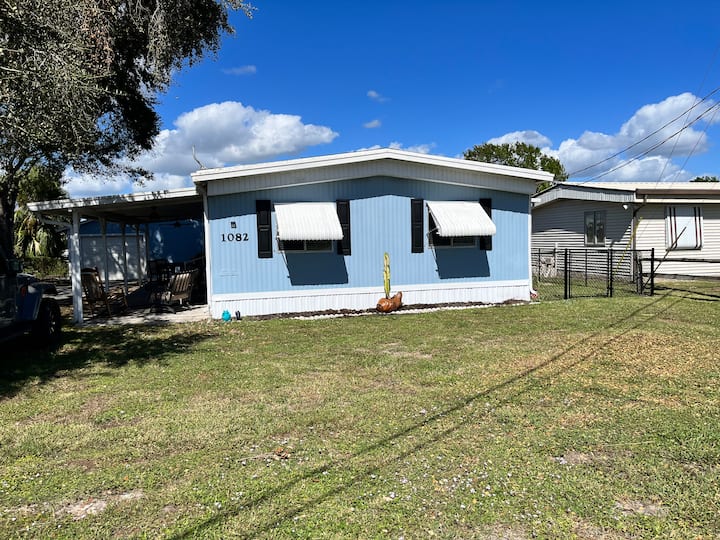 The Lake House - Okeechobee, FL