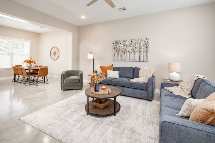 *New* Luxury Aggies @Midtown: 6 Mins To Kyle Field - Bryan, TX