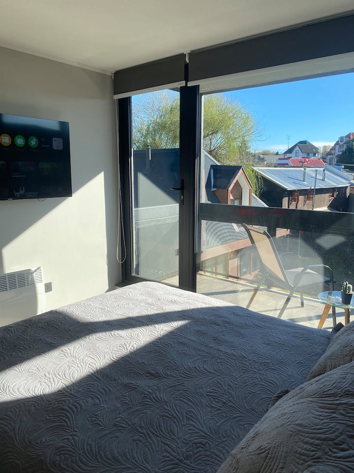 Departamento Tipo Estudio, Sector Costanera. - Valdivia