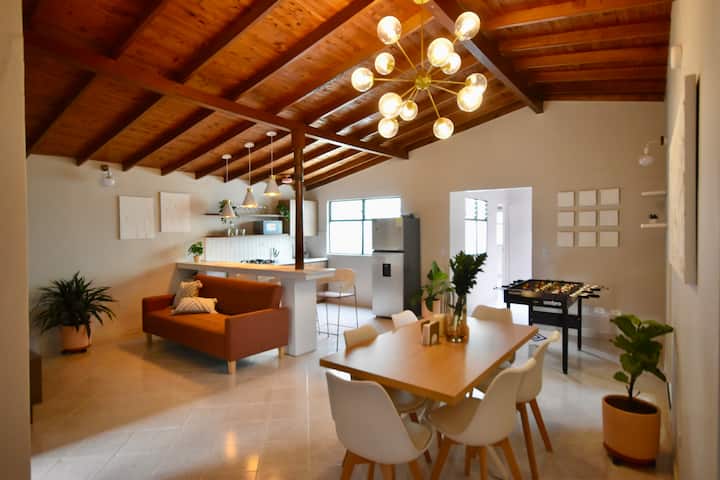 Casa Confort – Jacuzzi Y Diversión En Laureles - Medellín