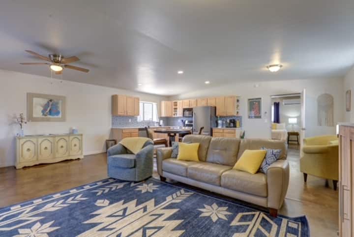 Guest House With A Roof Top View In Oro Valley - Oro Valley, AZ