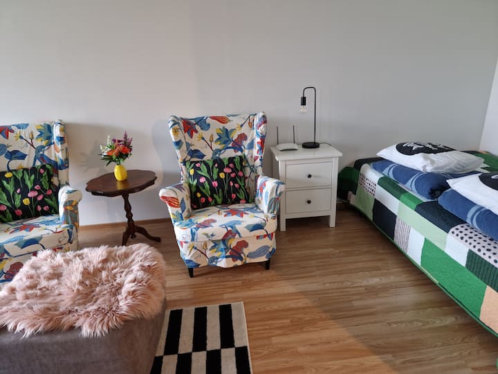 Where Comfort Meets Color – Unique Nordic Stay - Porvoo