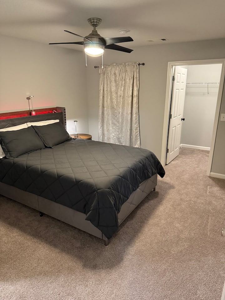 Cozy One Bedroom - Gainesville, GA