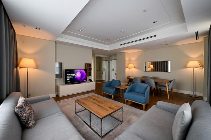 Lux | 3 Bedroom Residence | Free Housekeeping Ser. -