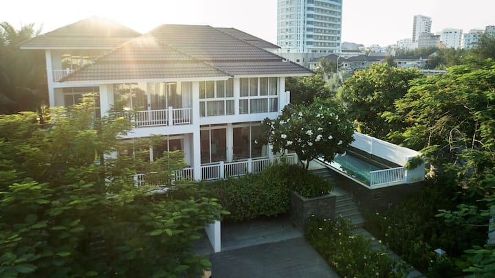 Luxury Villa 4br-premier Village - Da Nang, Province, Vietnam
