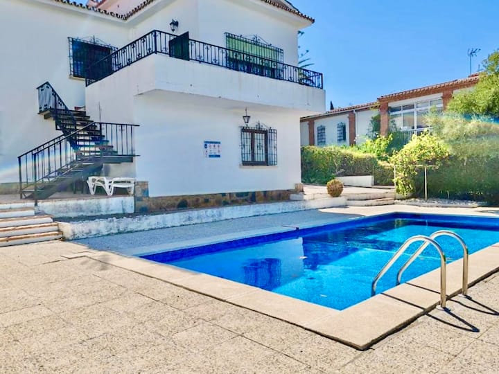 Lyrioshomes Villa Montilla Con Piscina Privada - Alhaurín de la Torre