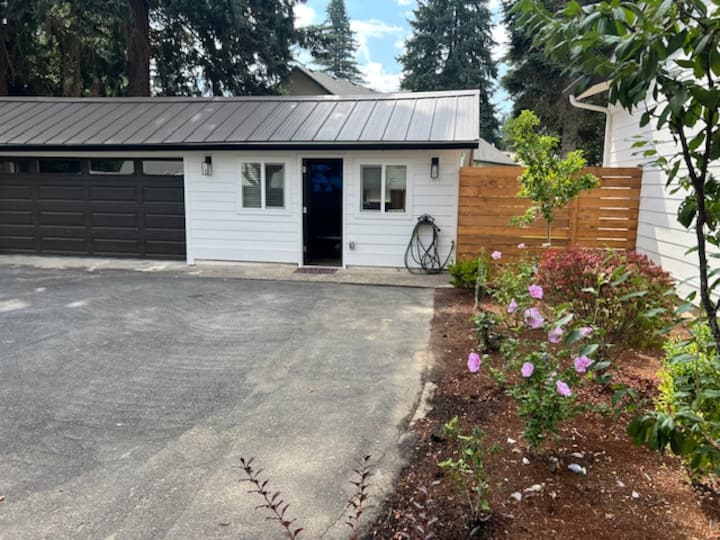 1 Bedroom Detached Adu - Oregon City, OR
