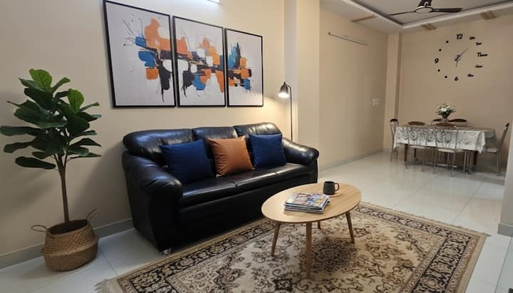 Daddy House:duplex 2bhk + Open To Sky Terrace. - Pune