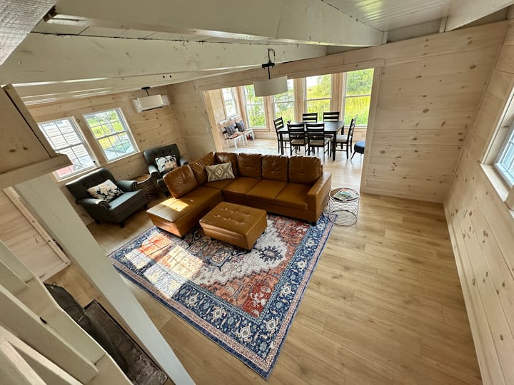 Newly Renovated Cottage On Pushaw Lake - Bangor, ME