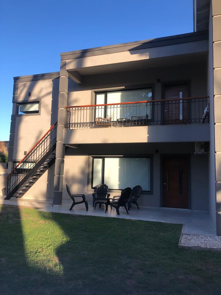 Alquiler Temporario En Golf Nuevo, Pinamar. - Pinamar