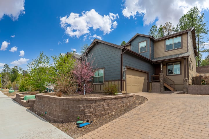 Flagstaff 5br Cabin | Game Room | Firepit | - Flagstaff, AZ