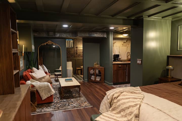 Queen City Hideaway - Cincinnati, OH