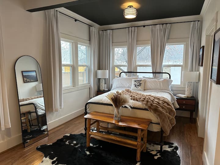 Elko Tree-streets Retreat | Pet Friendly - Nevada