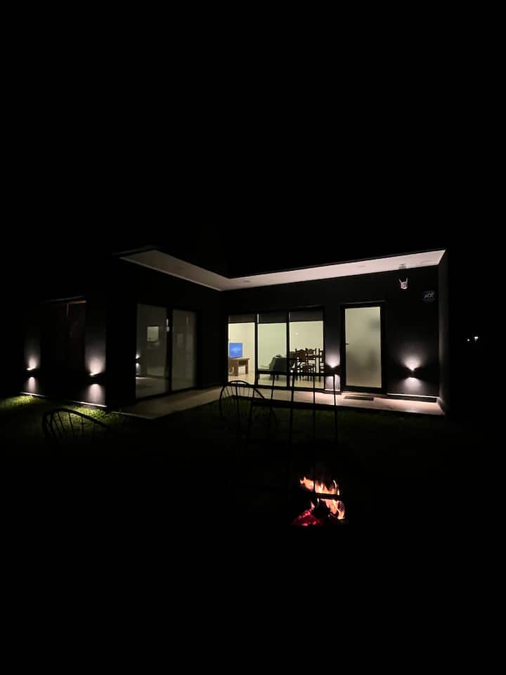 Casa Quinta Minimal Black House - Baradero