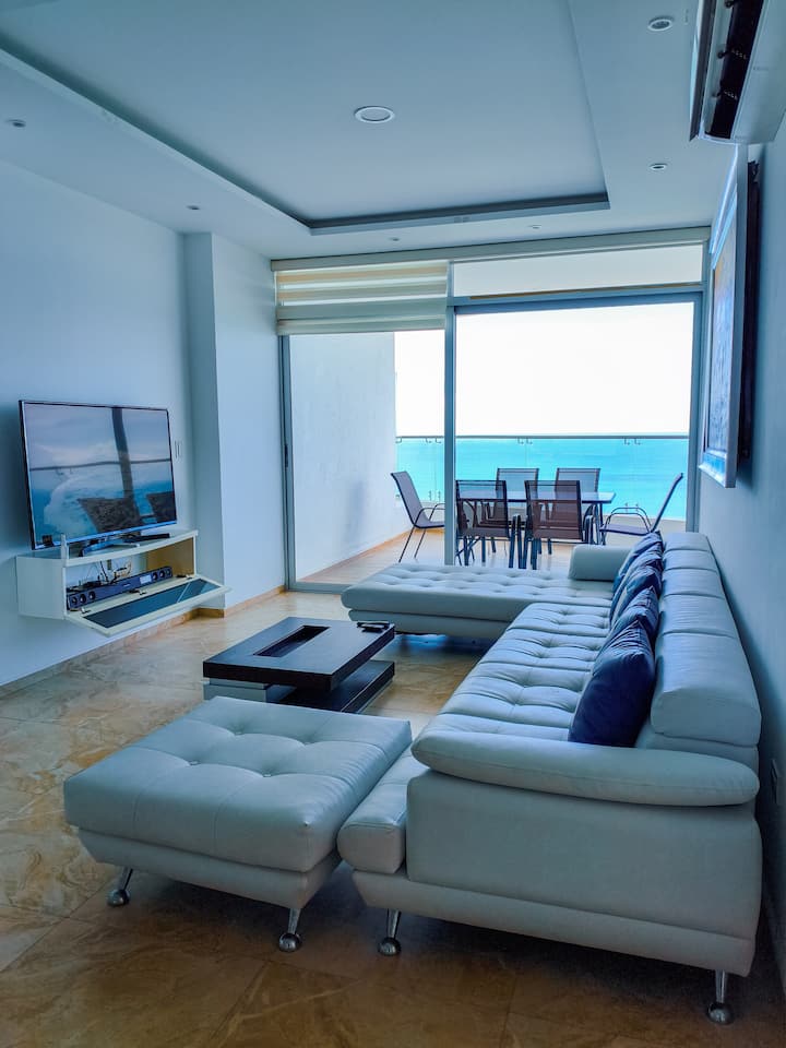 Gran Diamond Beach Depto. De Lujo Frente Al Mar - Tonsupa