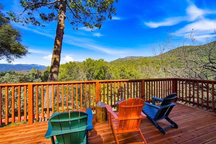 2 Private Homes | 2 Hot Tubs | Sleeps 12 Yosemite - Bass Lake, CA