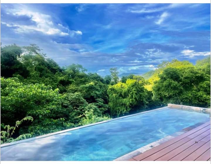 Stairway To Heaven - Paquera