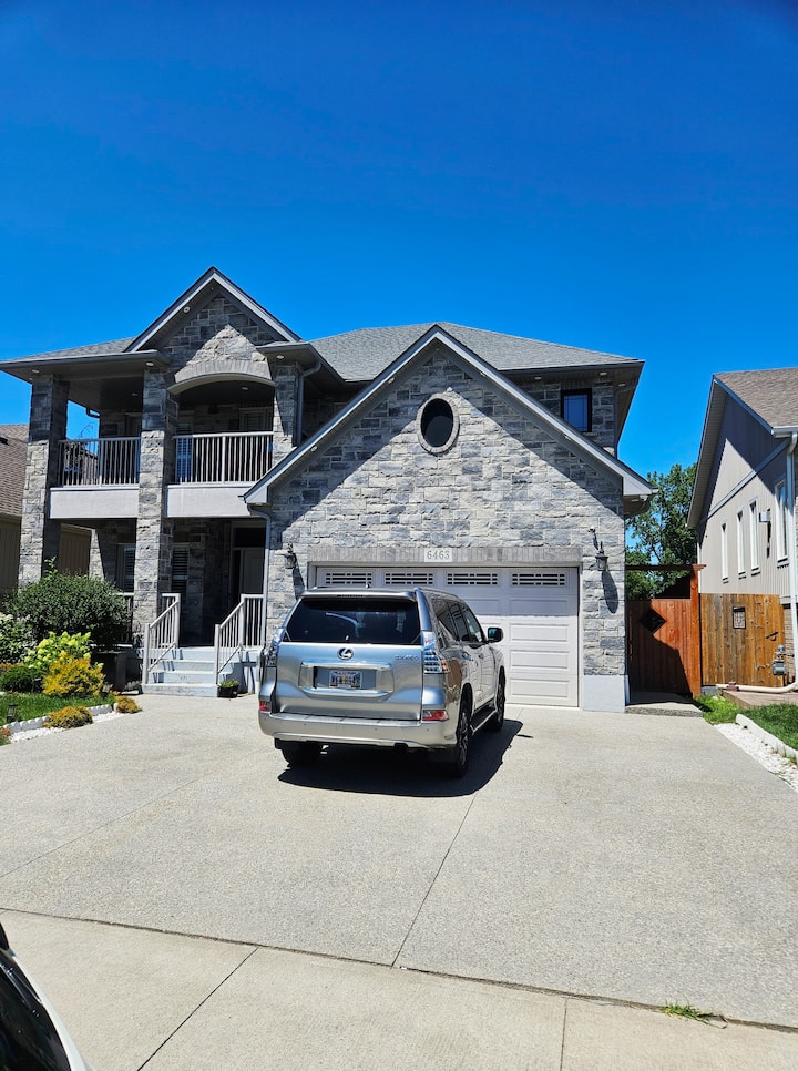 Stylish 2bed Rooms 2 Bathroom Sleep4 - Niagara Falls