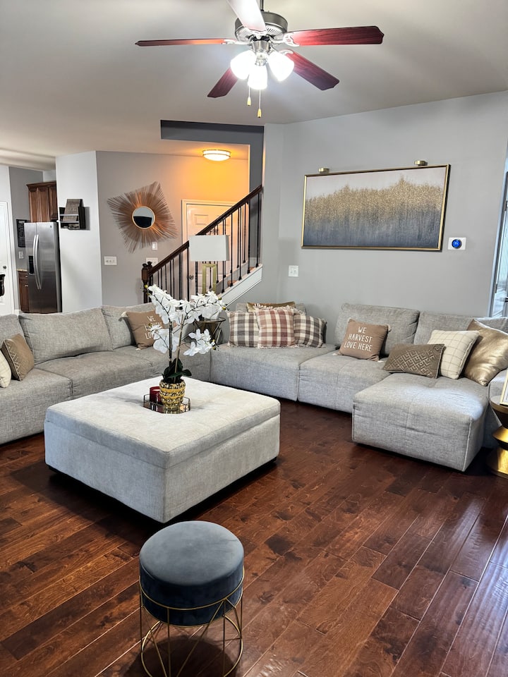 Your Home Away From Home! - Union City, GA