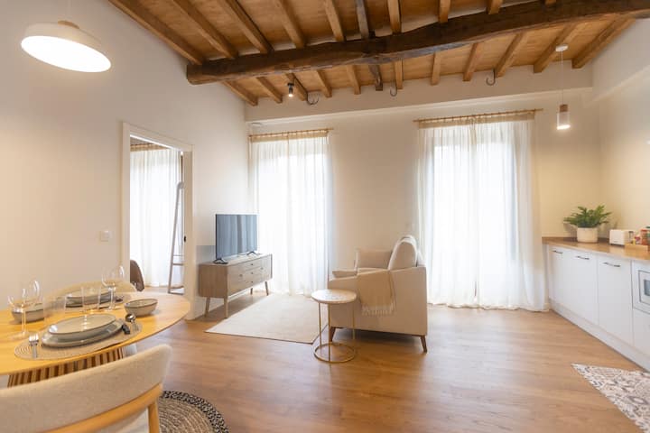 Apartamentos Casa Carlota - La Plaza - Vegadeo