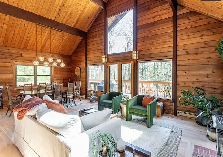 Charming Litchfield Retreat - Litchfield, CT