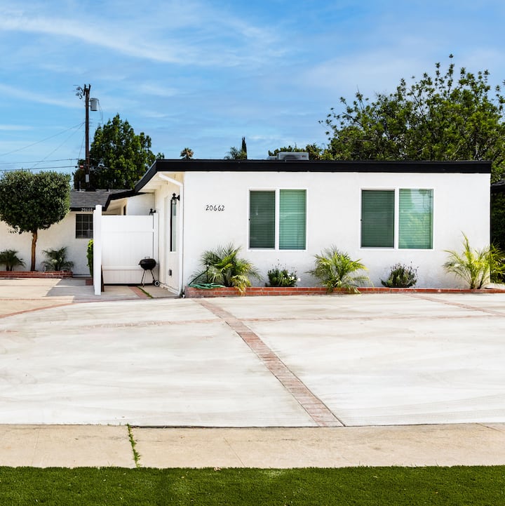 Modern House For Long Stays| Fast Wifi, Quiet Area - Los Angeles, CA