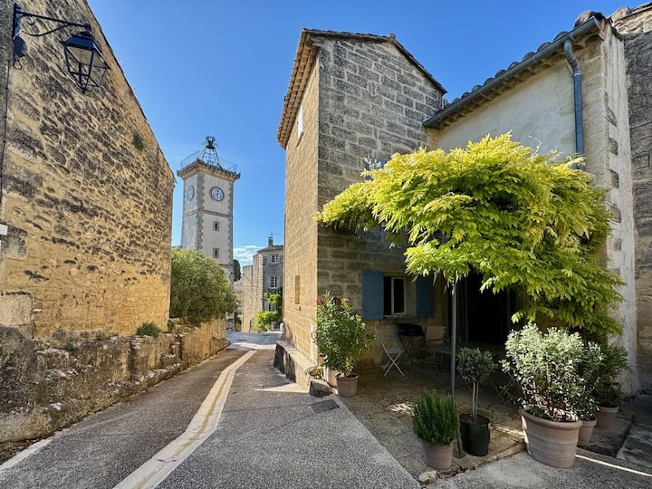 Maison De Village Au Coeur De Saint-siffret - Uzès