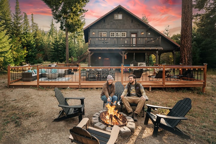 Luxe Cabin: Hot Tub, Fire Pit, King Bed And More! - Cle Elum, WA