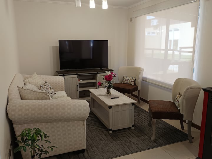 Linda Y Cómoda Casa Familiar En Condominio - Pucón